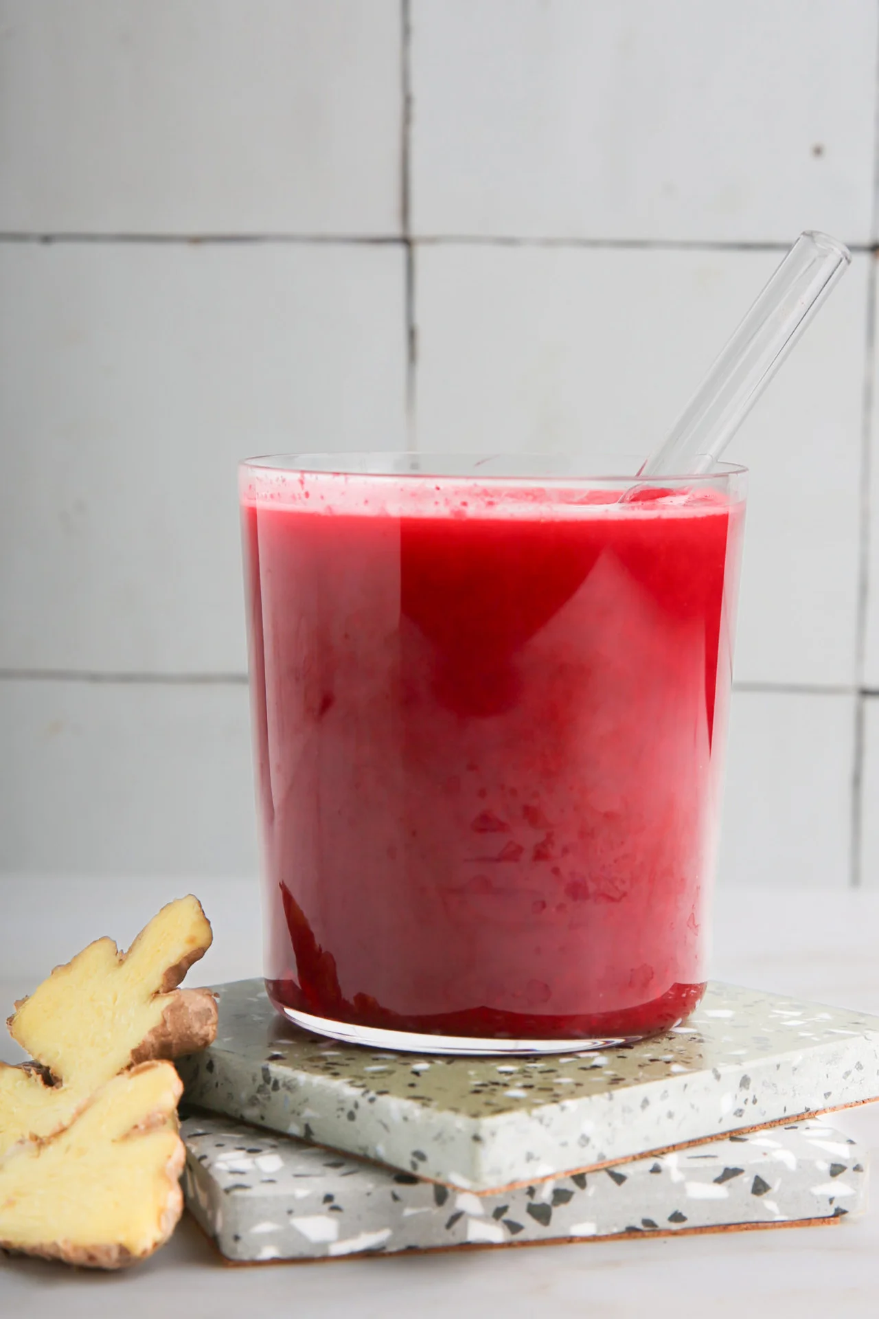 Jugo de Betabel con Jengibre y Naranja